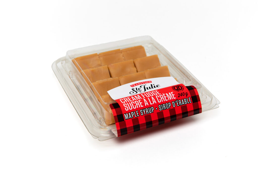Creamy butter fudge with maple syrup - Authentik Fudge